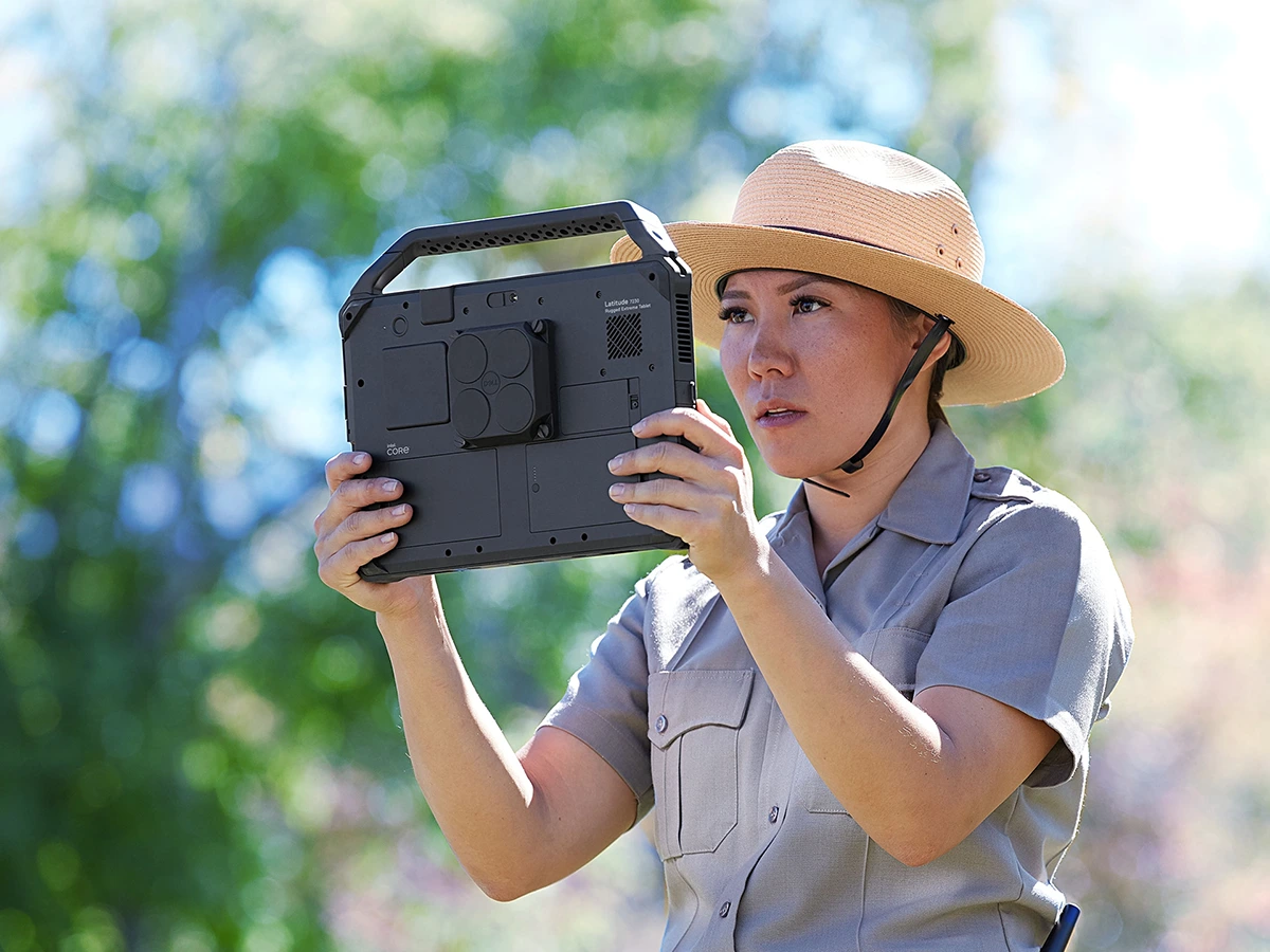 تبلت نظامی DELL مدل 7220 با پردازنده Core i7